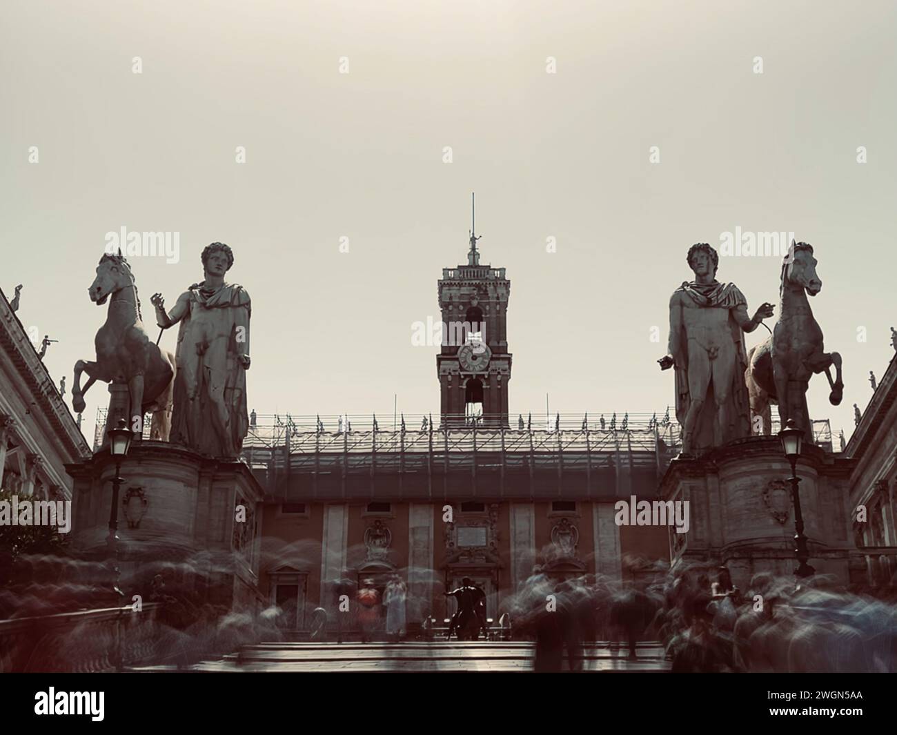 Capturing the lively rhythm of Rome: Long exposure reveals the dynamic ...