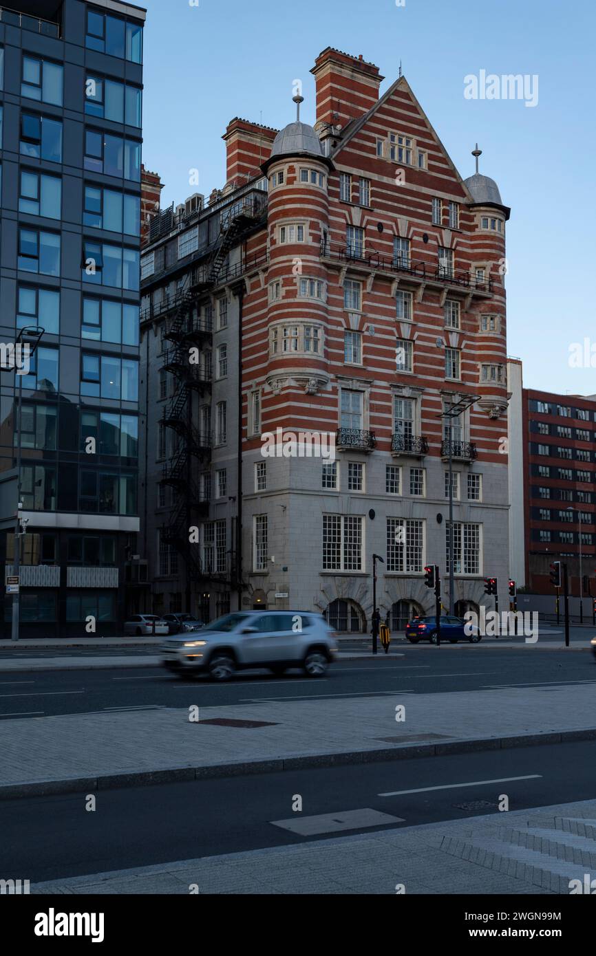 Albion House was built in 1898 at 30 James Street in Liverpool, united ...