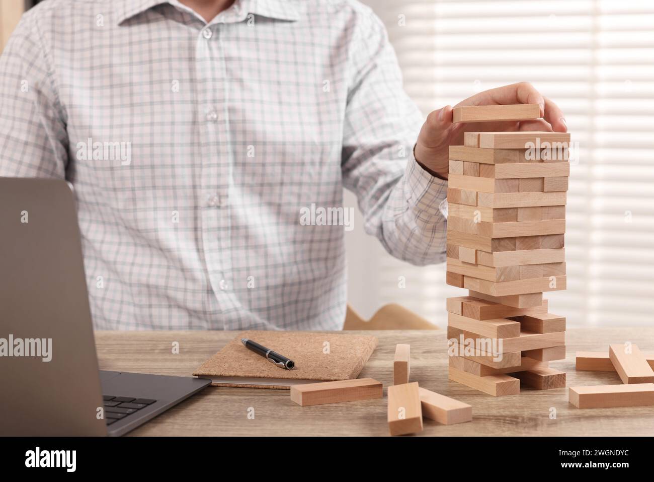 Wooden office tower building hi-res stock photography and images - Alamy