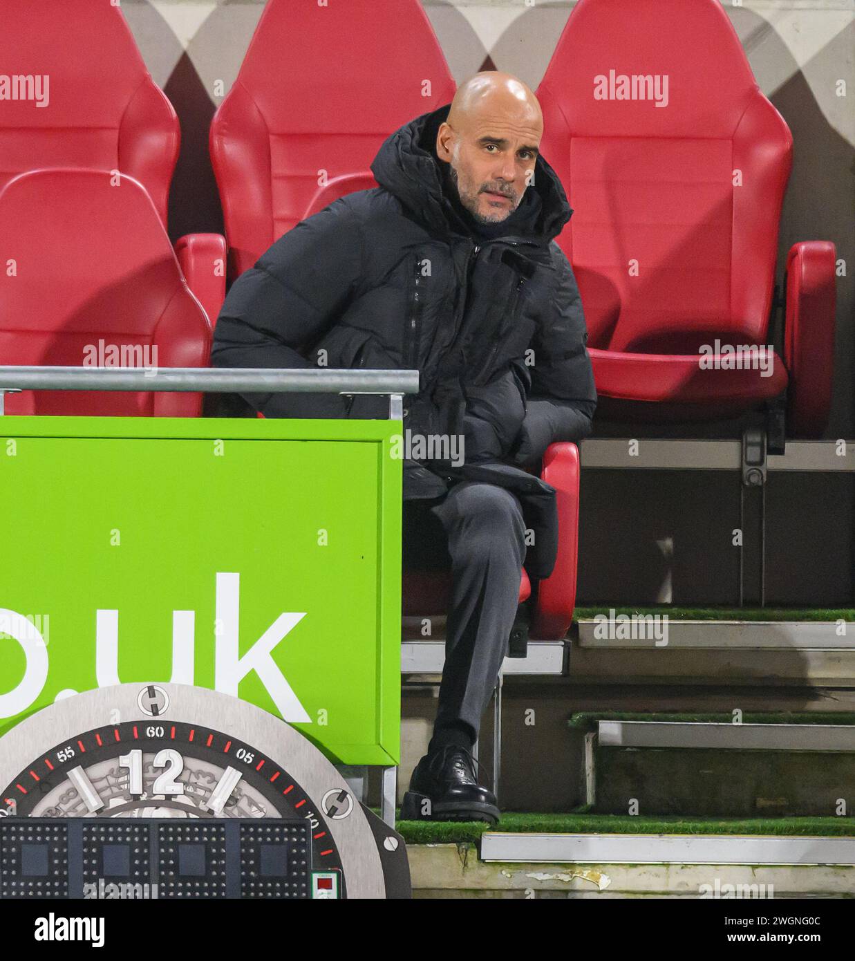 Pep guardiola man city 2024 hi-res stock photography and images - Alamy