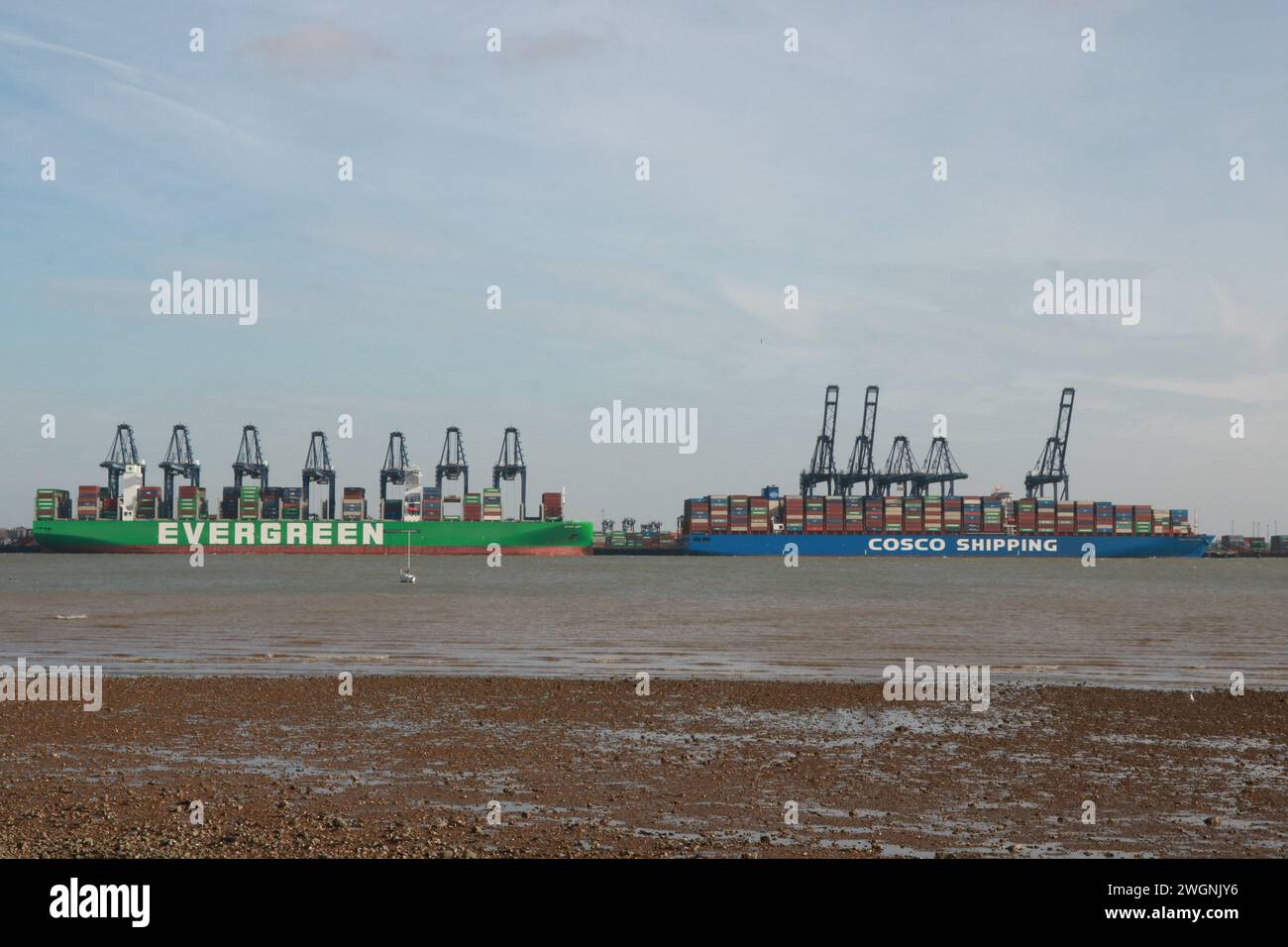 View of Felixstowe Docks Berths 8/9 with Ever Act and Cosco Shipping ...