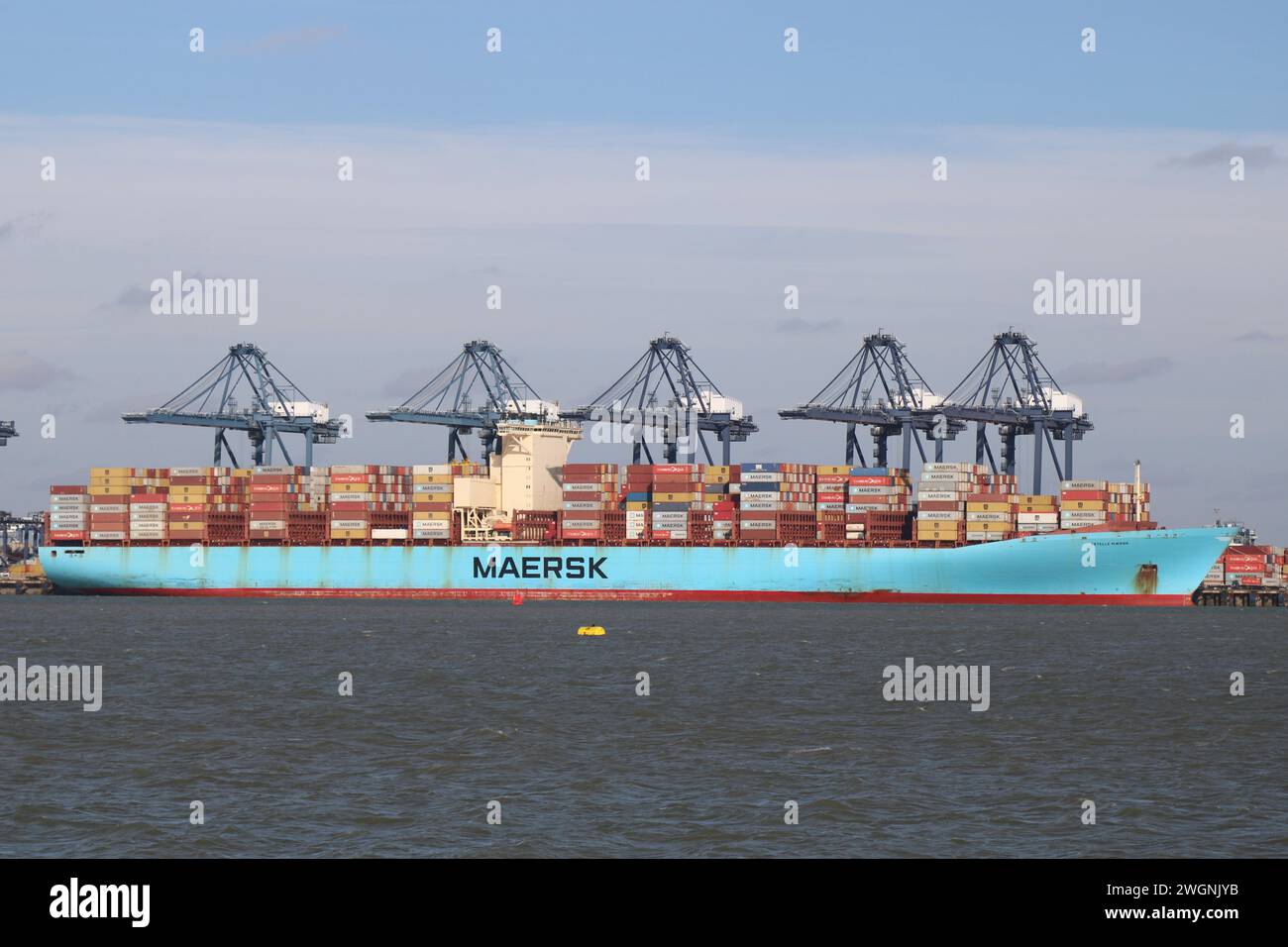 399m.171542 tonnes, Maersk Line's Estelle Maersk at Trinity Wharf ...