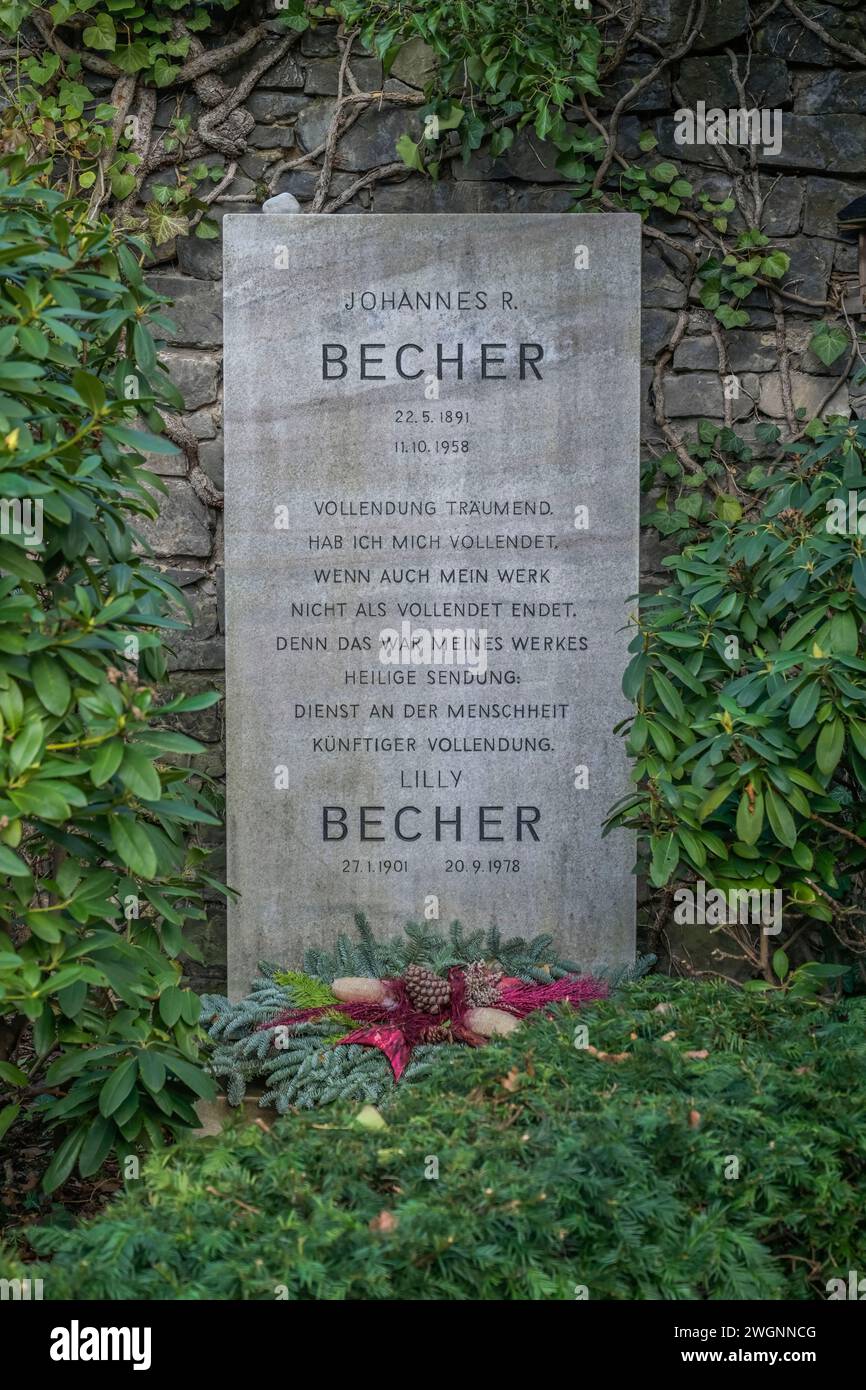 Johannes Robert Becher, Grab, Dorotheenstädtischer Friedhof ...