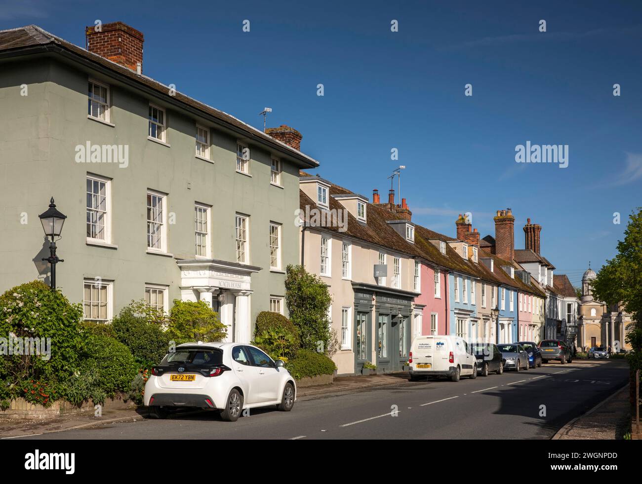 UK, England, Essex, Mistley, High Street, colourfully painted ...