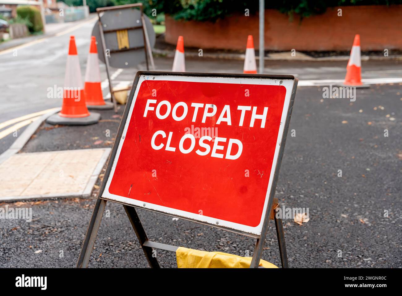 Pavement closed for repairs hi-res stock photography and images - Alamy