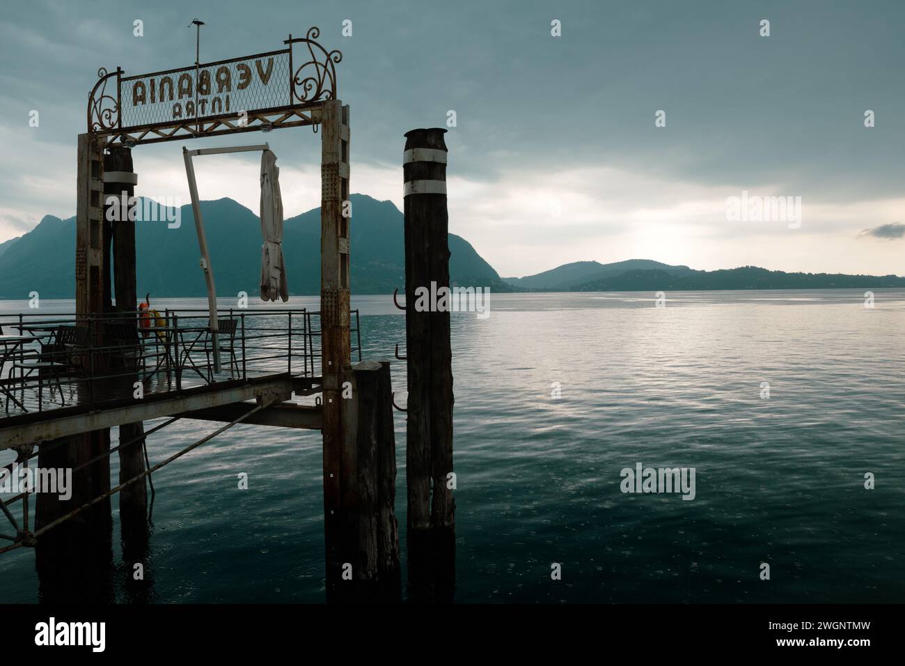 Old ferry terminal hi-res stock photography and images - Alamy