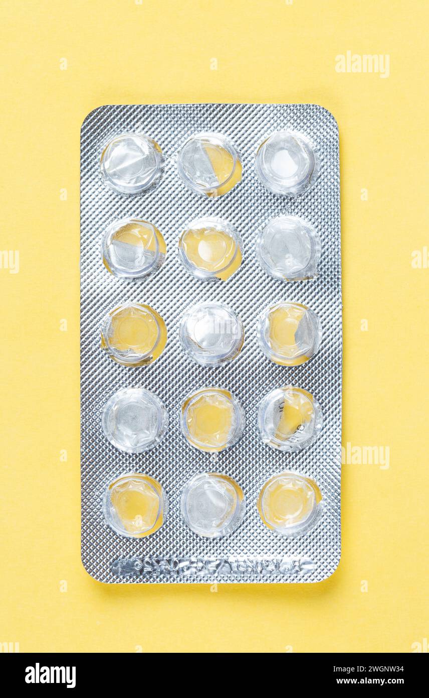 Close up blister pack container hi-res stock photography and images - Alamy