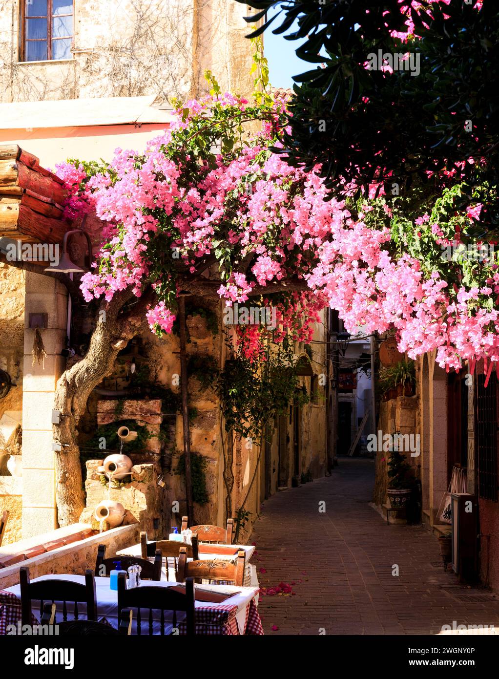 Crete chania hi-res stock photography and images - Alamy