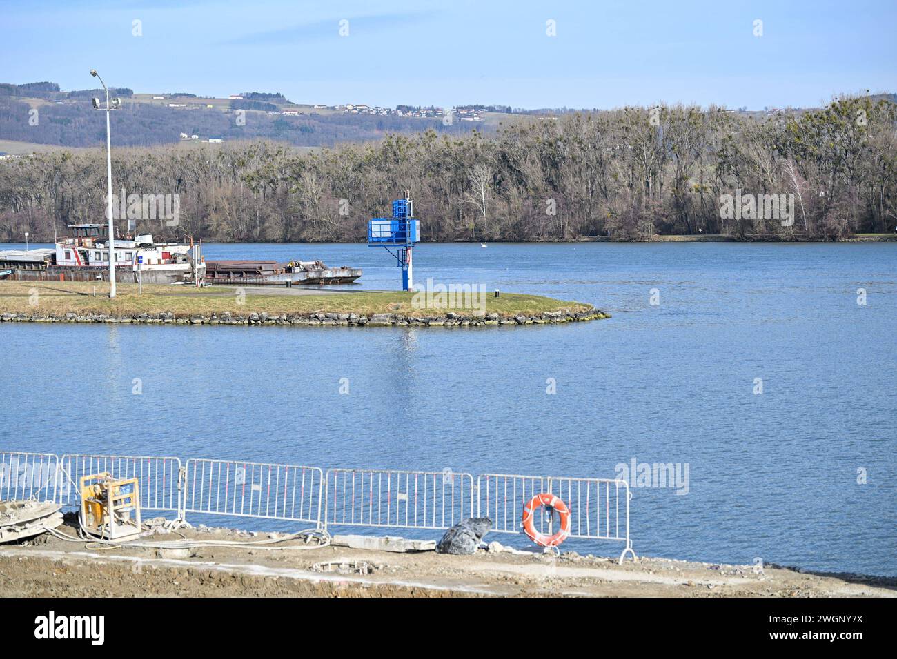 Spatenstich Hochwasserschutz Hafen Linz, 06.02.2024, Hafen Linz, AUT ...