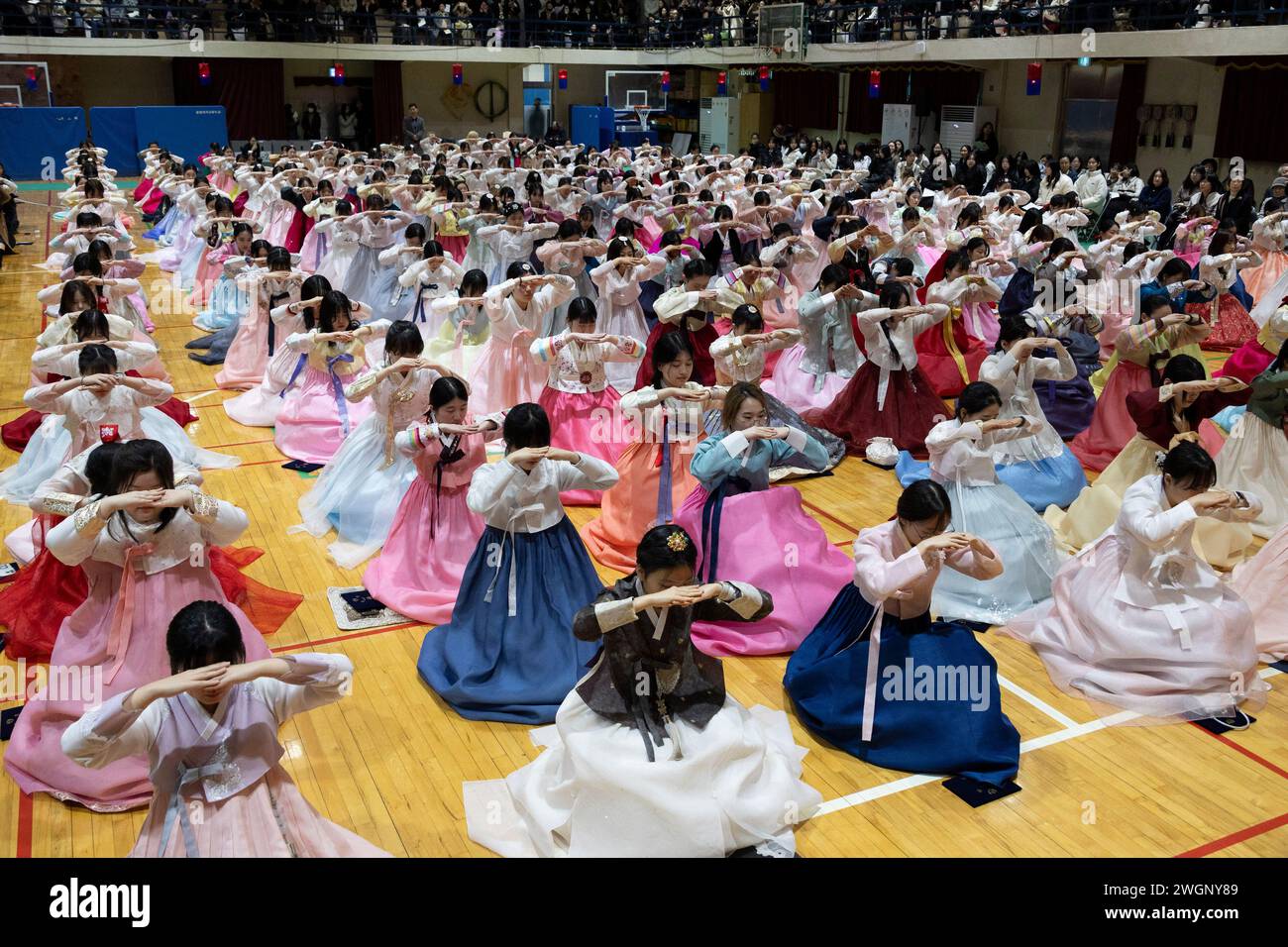 Seoul, South Korea. 6th Feb, 2024. Graduates wearing traditional ...