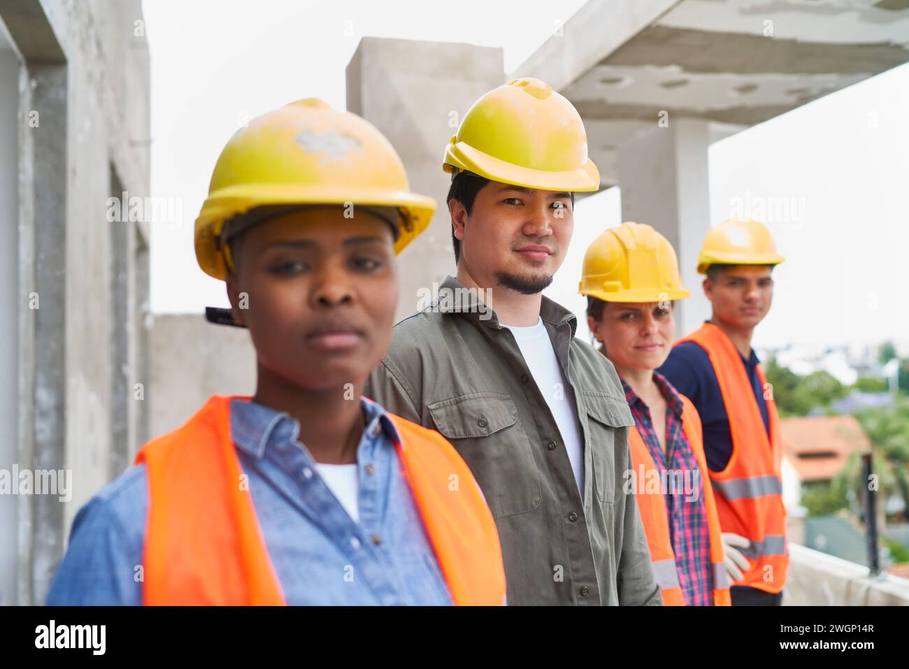Coworker diversity hi-res stock photography and images - Alamy