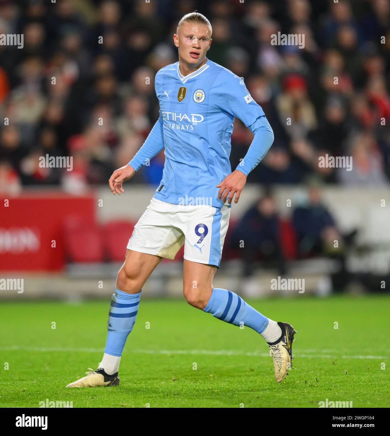 Erling haaland premier league in action hi-res stock photography and ...