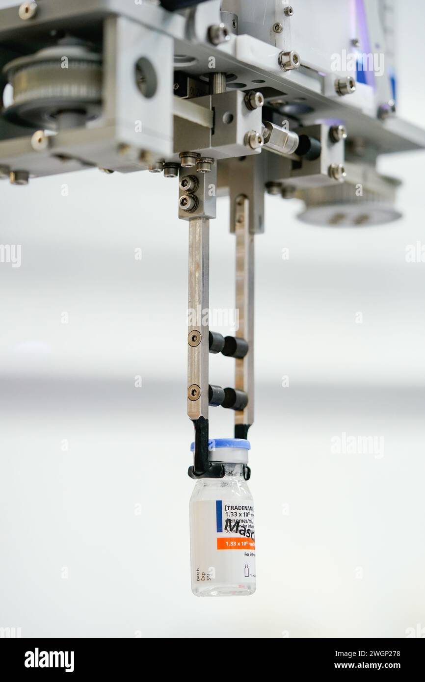 Mannheim, Germany. 06th Feb, 2024. A robotic arm holds a vial ...