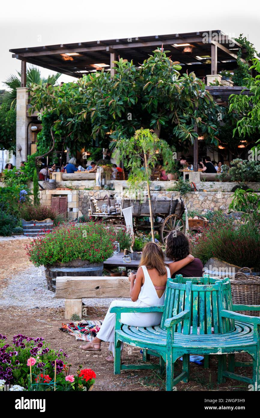 Traditional restaurant greece hi-res stock photography and images - Alamy