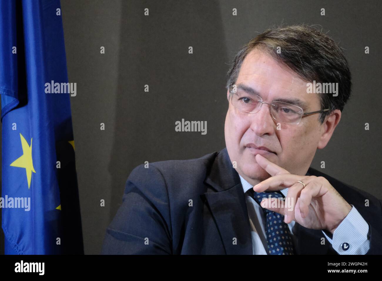 I teléfono hi-res stock photography and images - Alamy