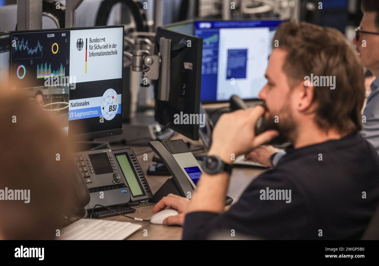 Bsis hi-res stock photography and images - Alamy