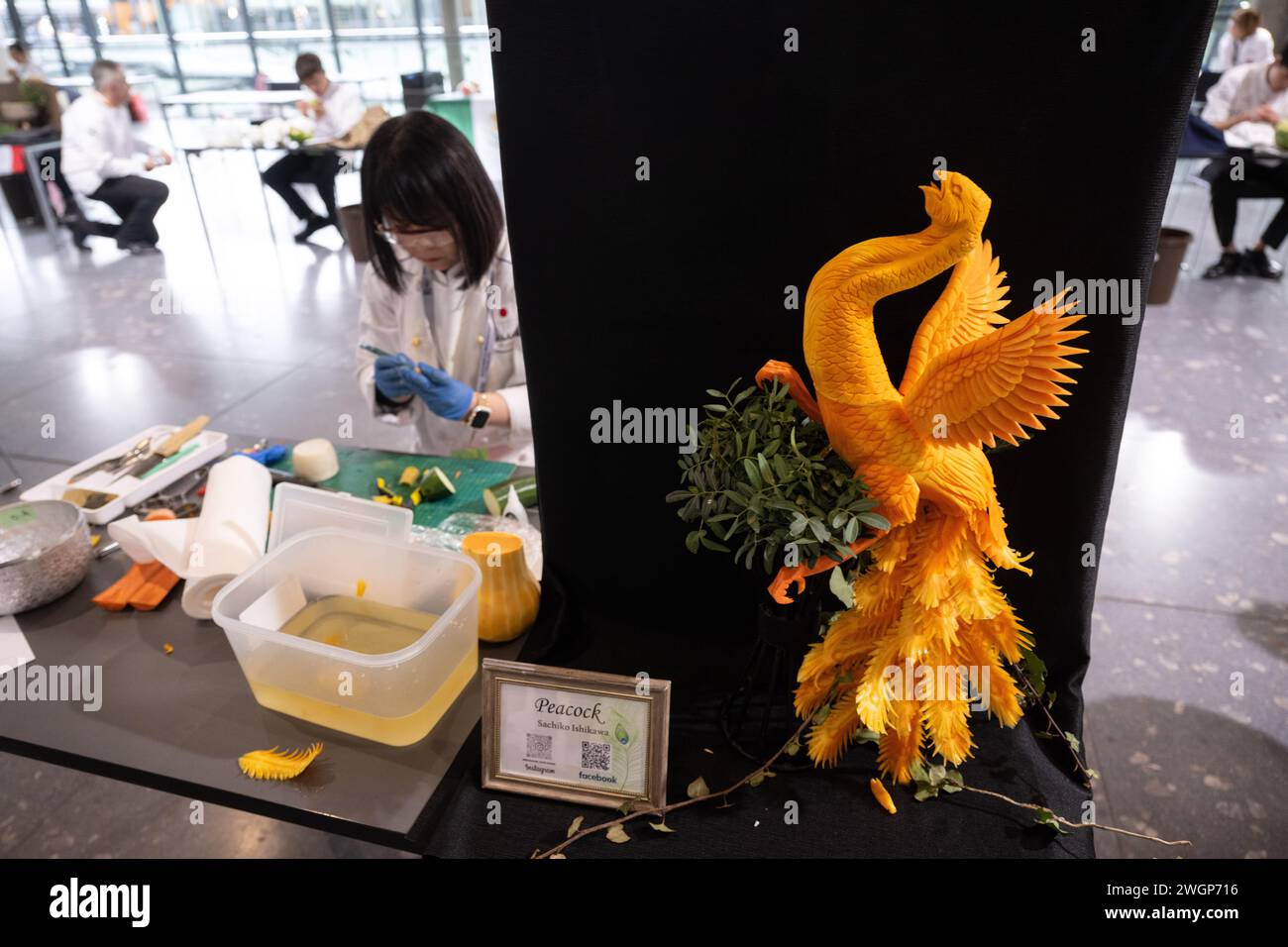 Stuttgart, Germany. 06th Feb, 2024. A participant in a Fruit and ...