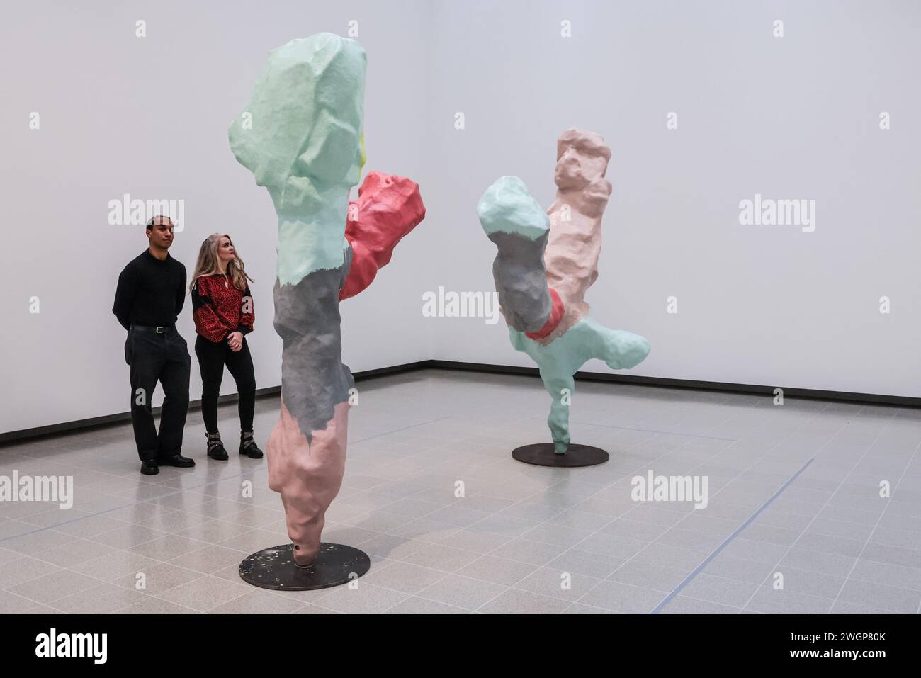 London, UK, 06th Feb 2024. London, UK, 06th Feb 2024. Gallery staff ...