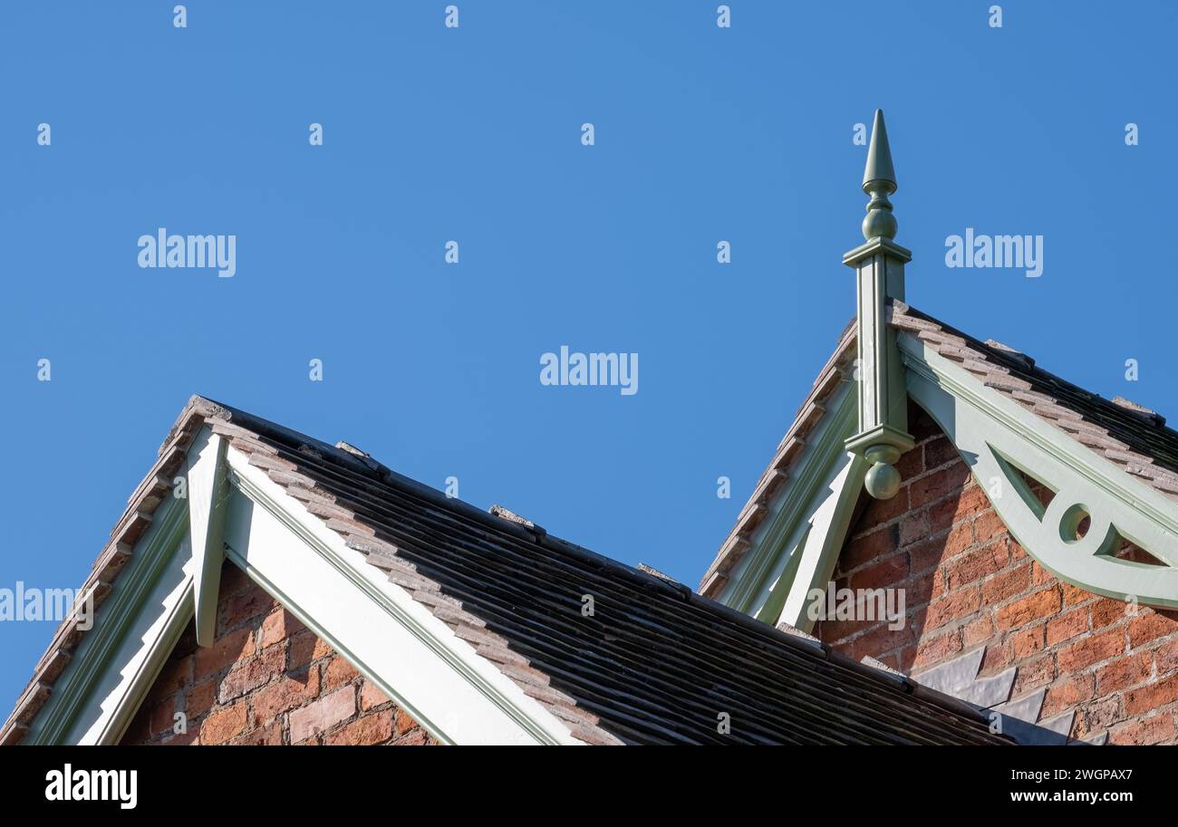 Decorative barge boards hi-res stock photography and images - Alamy