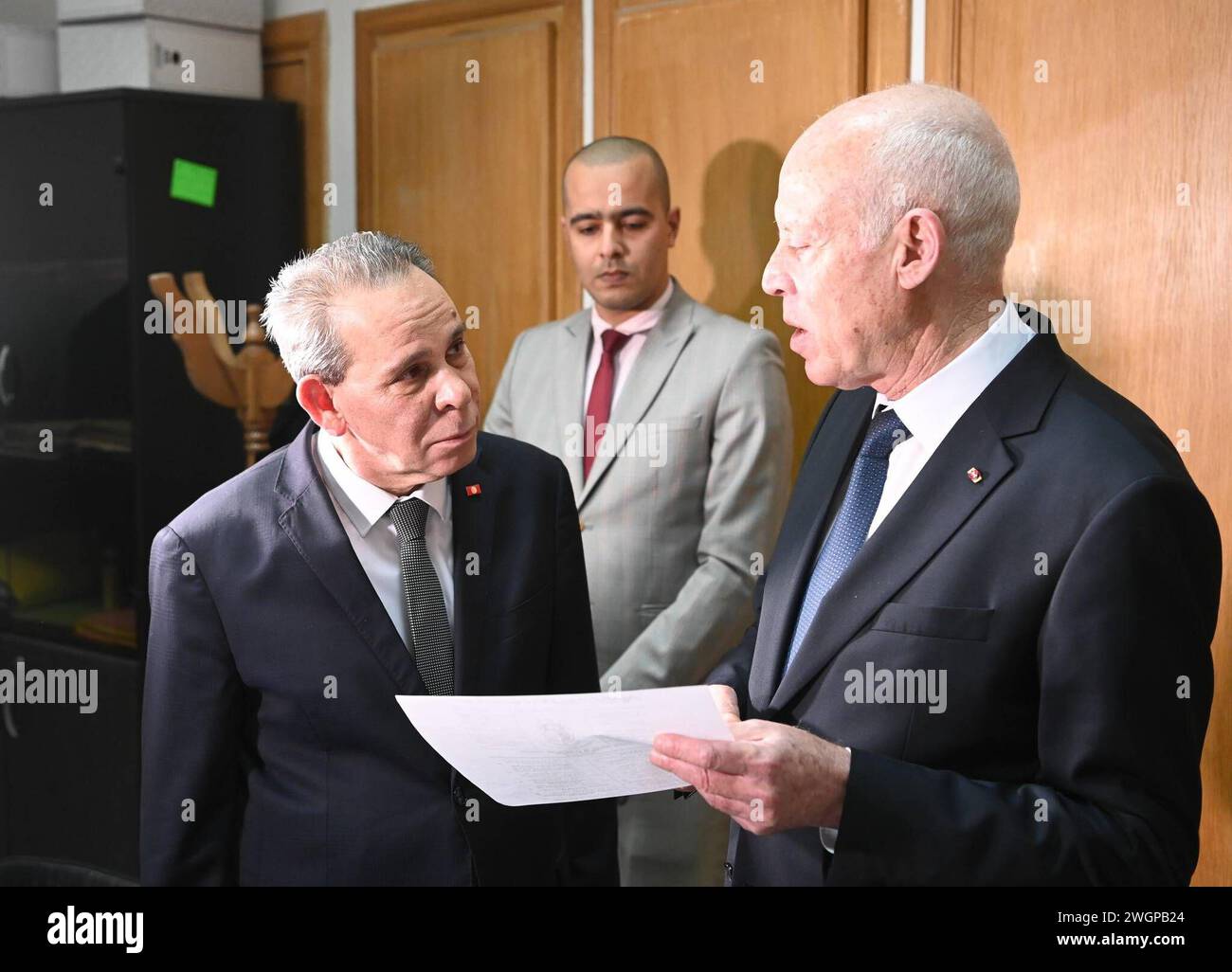 Tunisian President Kais Saied meets with Tunisian Prime Minister Ahmed ...