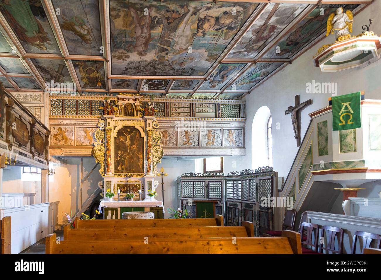 Innenansicht der Dorfkirche Schellerhau, Altenberg, Osterzgebirge ...