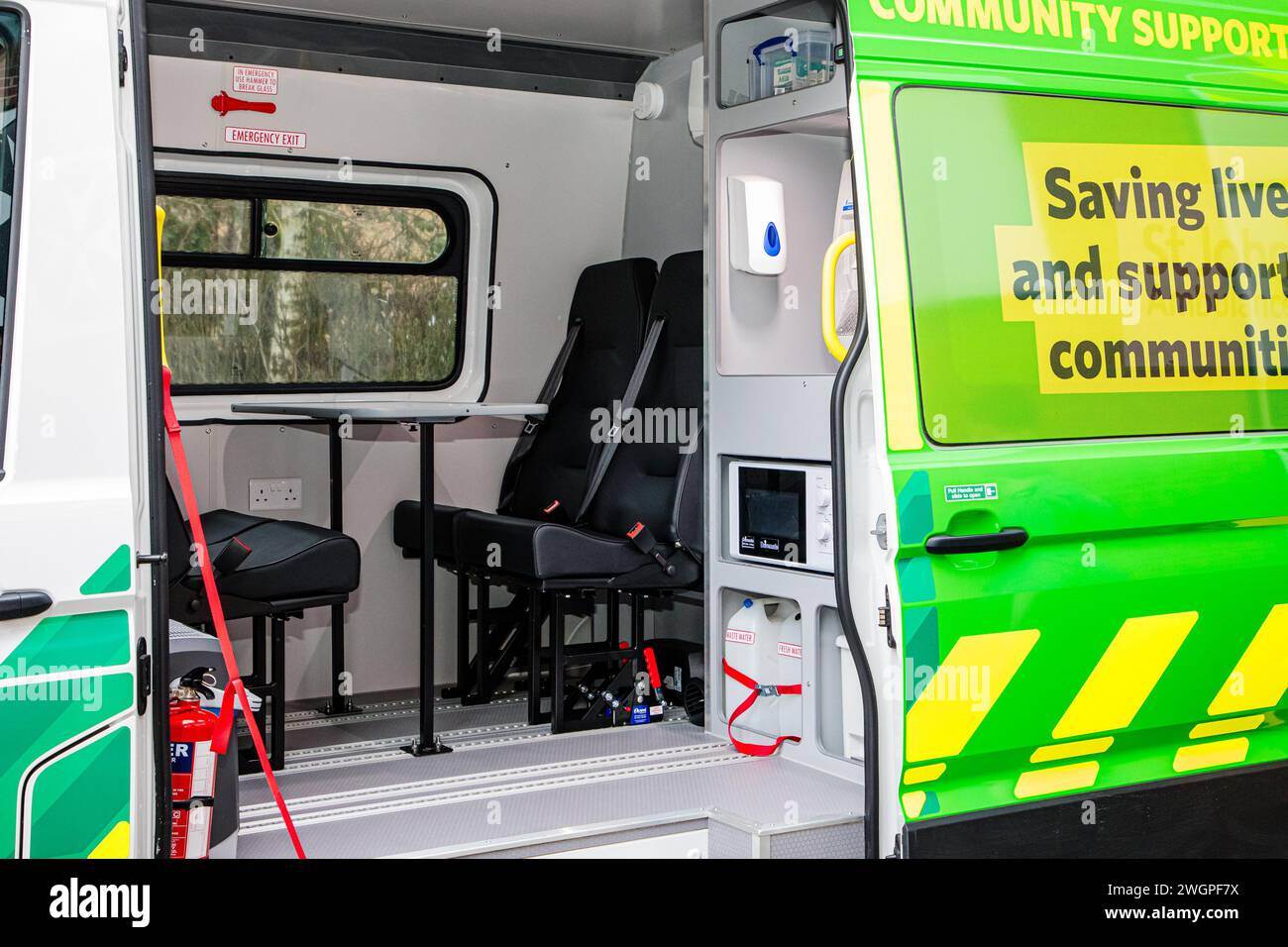 Paramedic van interior hi-res stock photography and images - Alamy