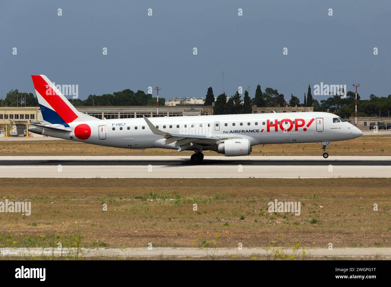 Hop air france, embraer hi-res stock photography and images - Alamy