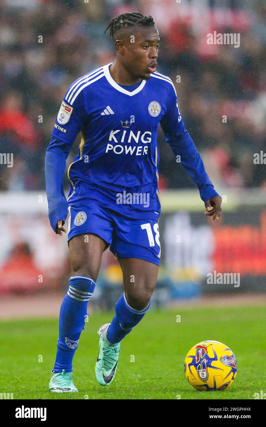 Leicester City's Abdul Fatawu during the Sky Bet Championship match at ...