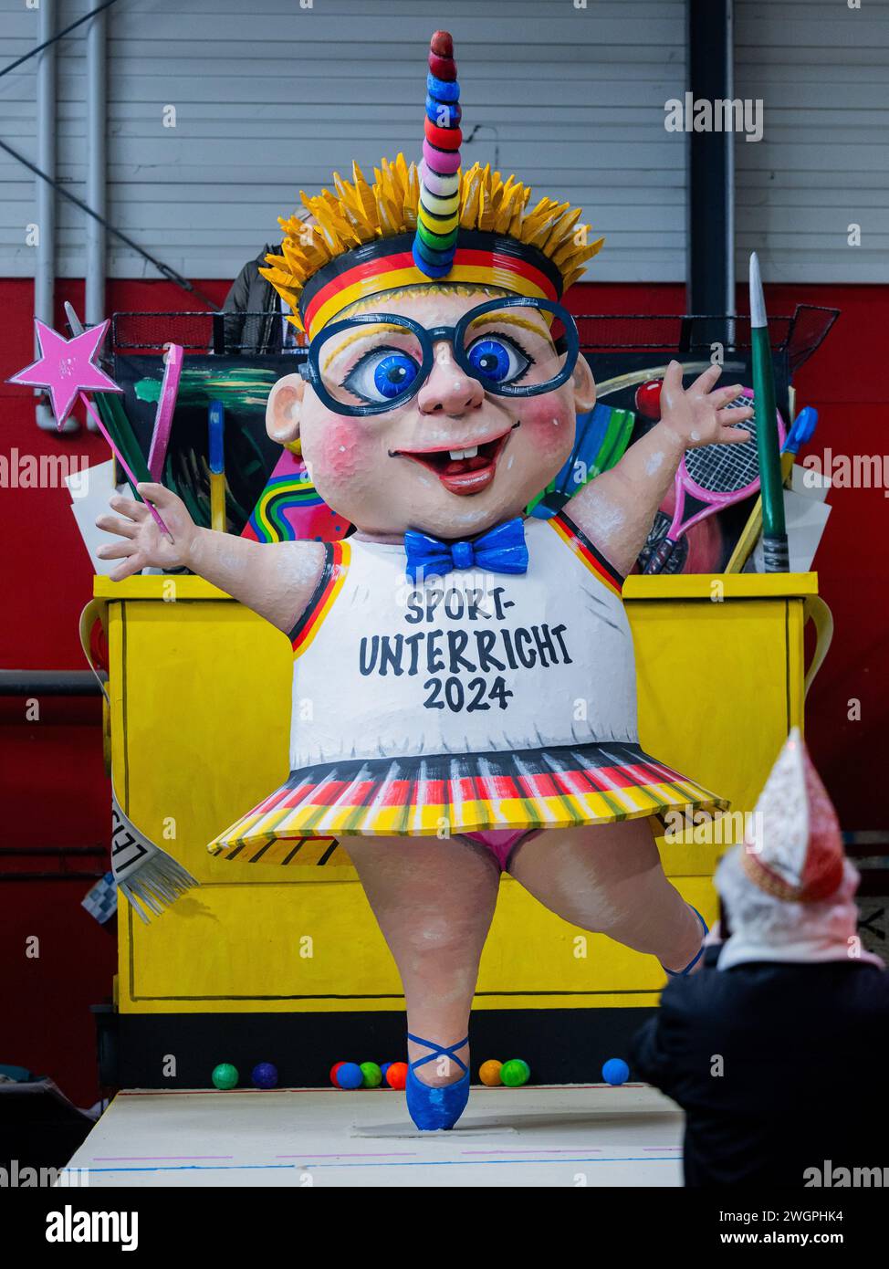 Cologne, Germany. 06th Feb, 2024. A float with the theme of physical ...