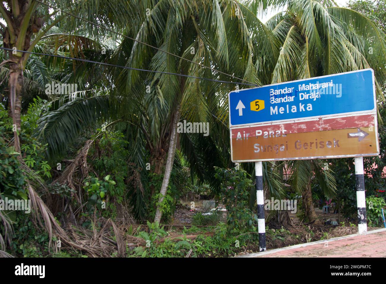 Johor flag hi-res stock photography and images - Alamy