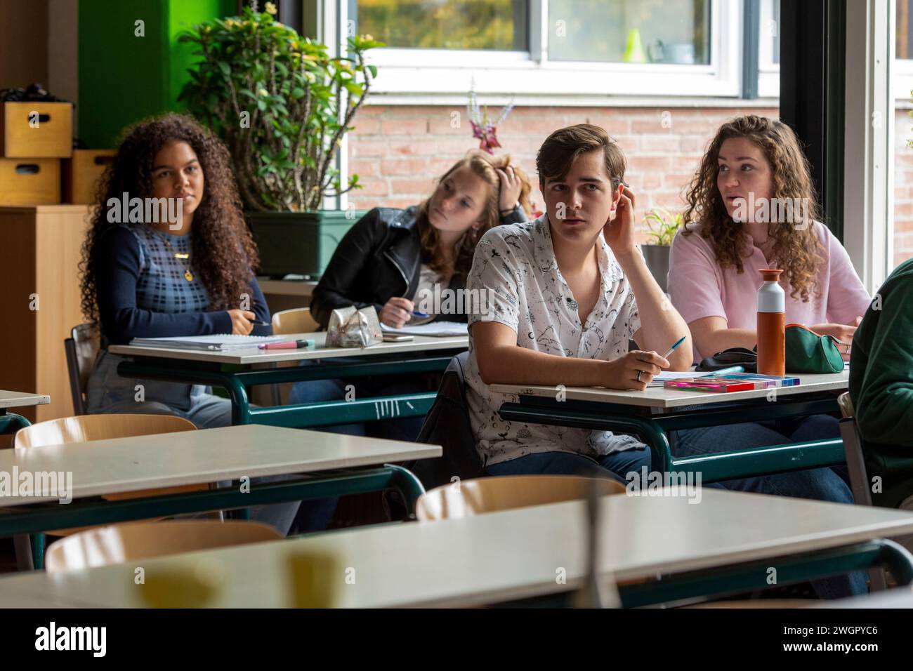 Meal classroom hi-res stock photography and images - Alamy
