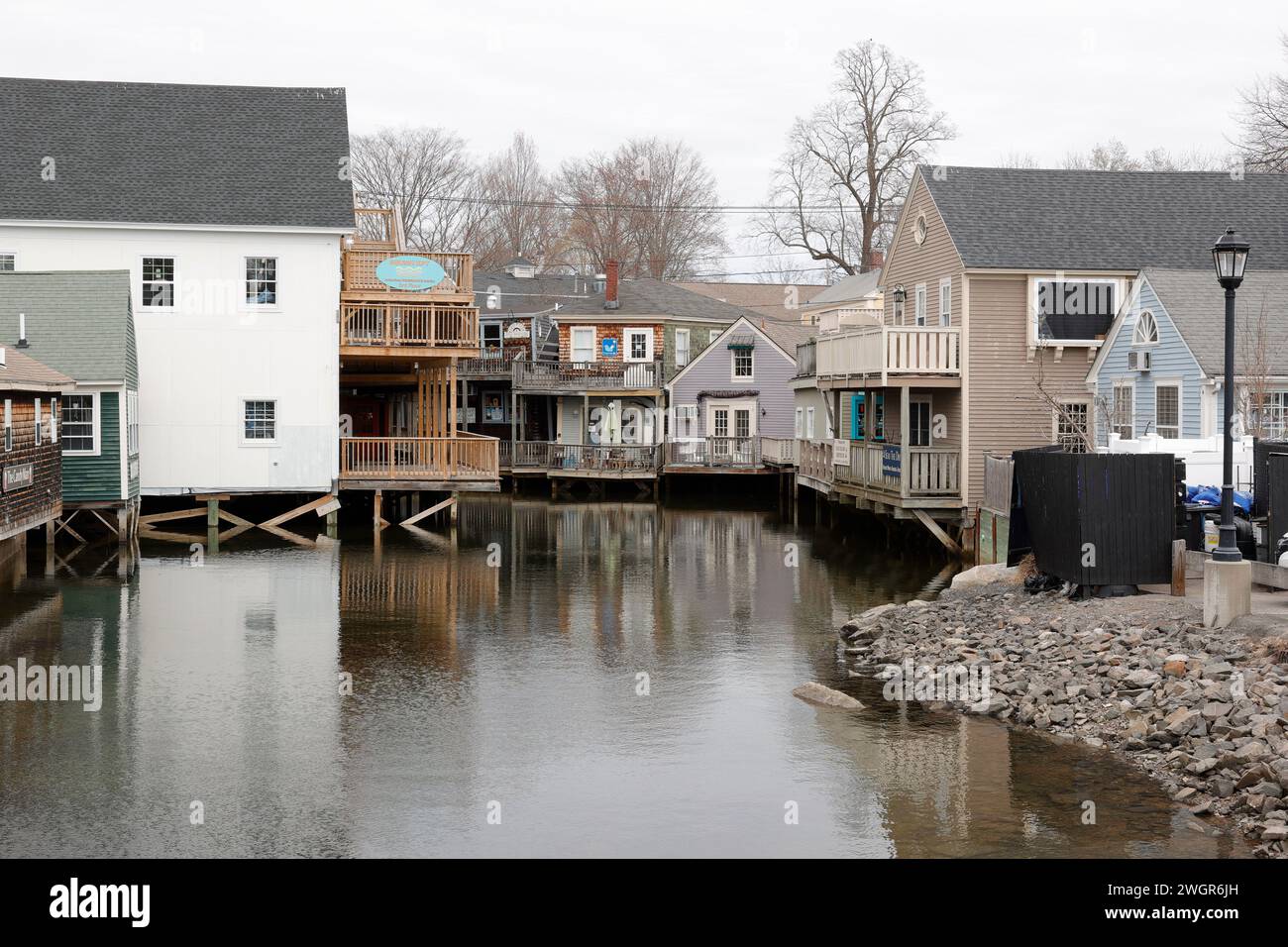 Water sources weave in and out of Dock Square in Downtown Kennebunkport ...