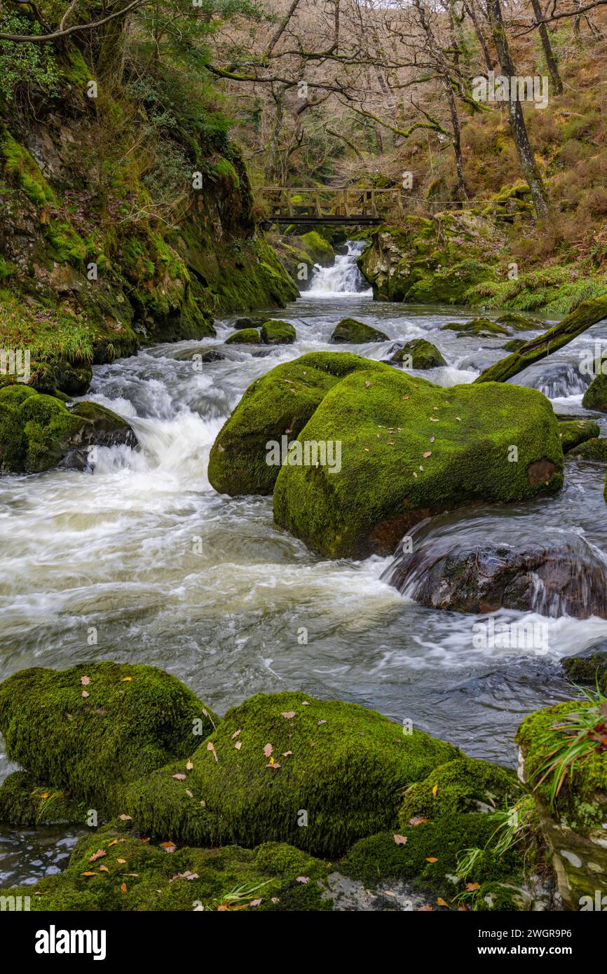 The Afon Dwyryd river in Eryri National Park (Snowdonia) between ...
