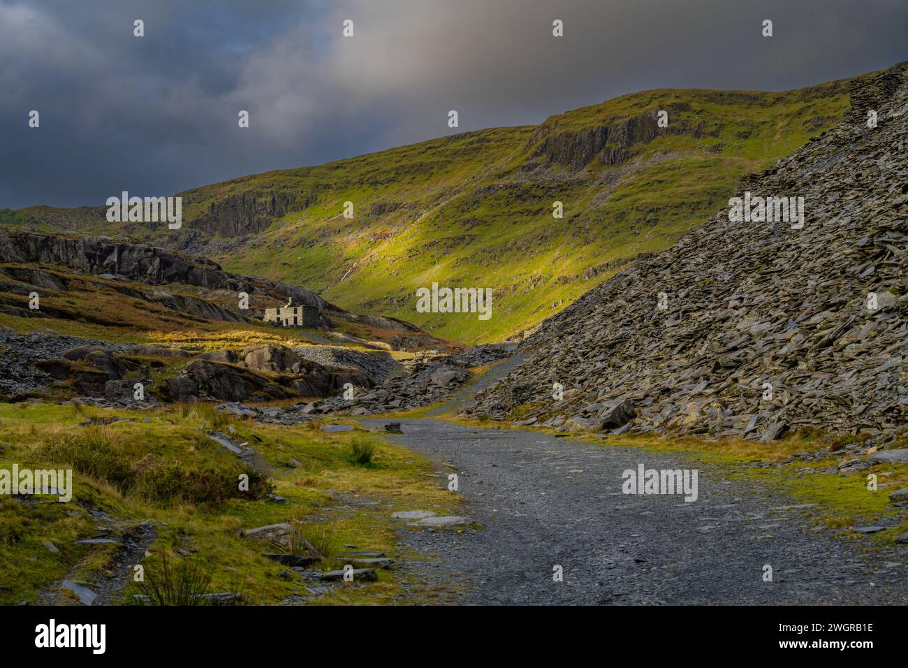 Cwmorthin slate quarry and valley and ruined buildings Stock Photo - Alamy