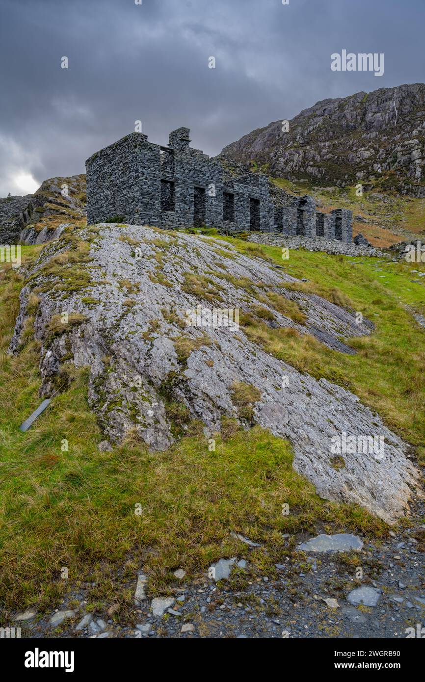 Cwmorthin slate quarry and valley and ruined buildings Stock Photo - Alamy