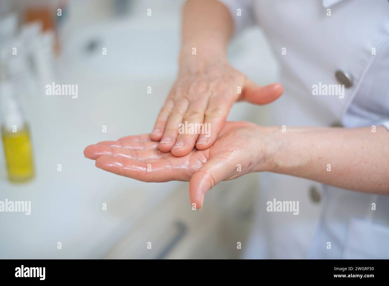 Beauticians hi-res stock photography and images - Alamy