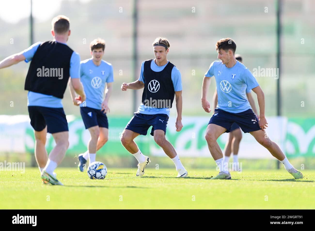 240206 Malmö FFs Erik Botheim och Lasse Berg Johnsen under en träning ...