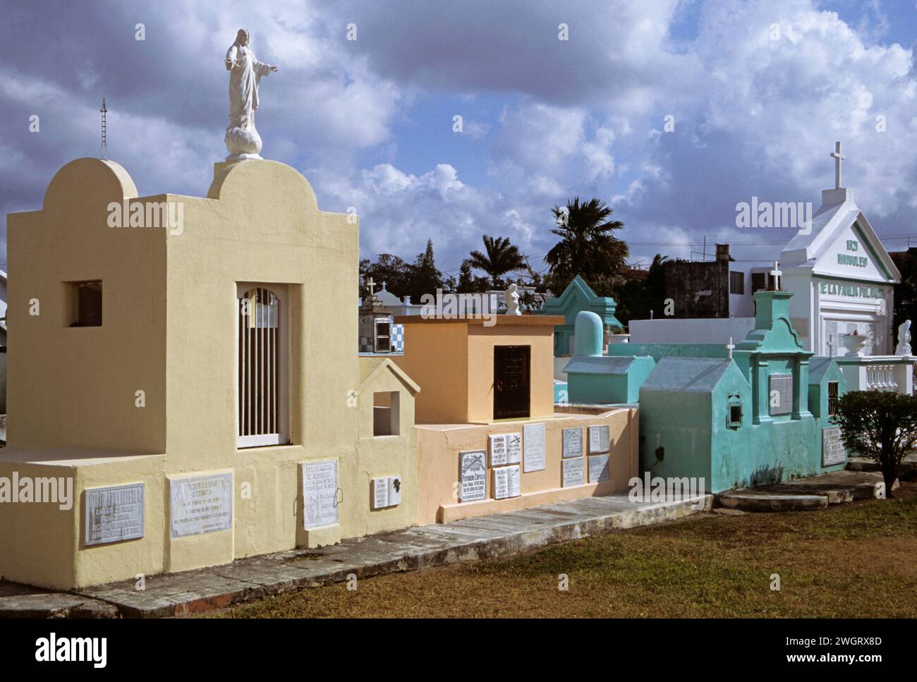 Mexican cemetery - Cozumel - Yucatan - Mexico Stock Photo - Alamy