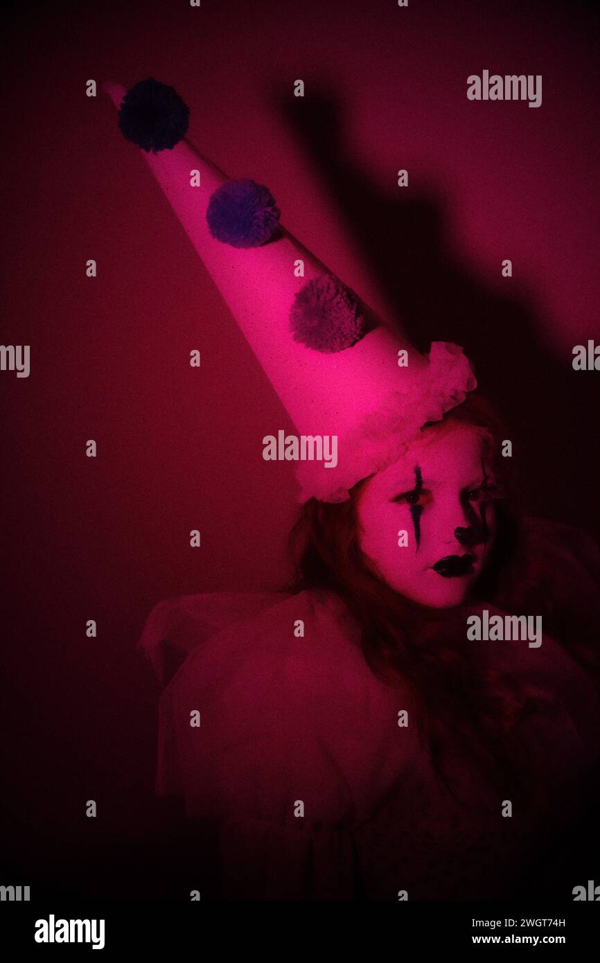 Pink clown hi-res stock photography and images - Alamy