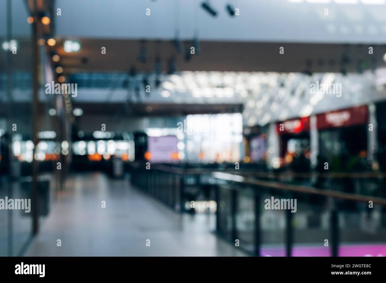 Shopping mall hall, defocused. Shopping blurred background Stock Photo ...