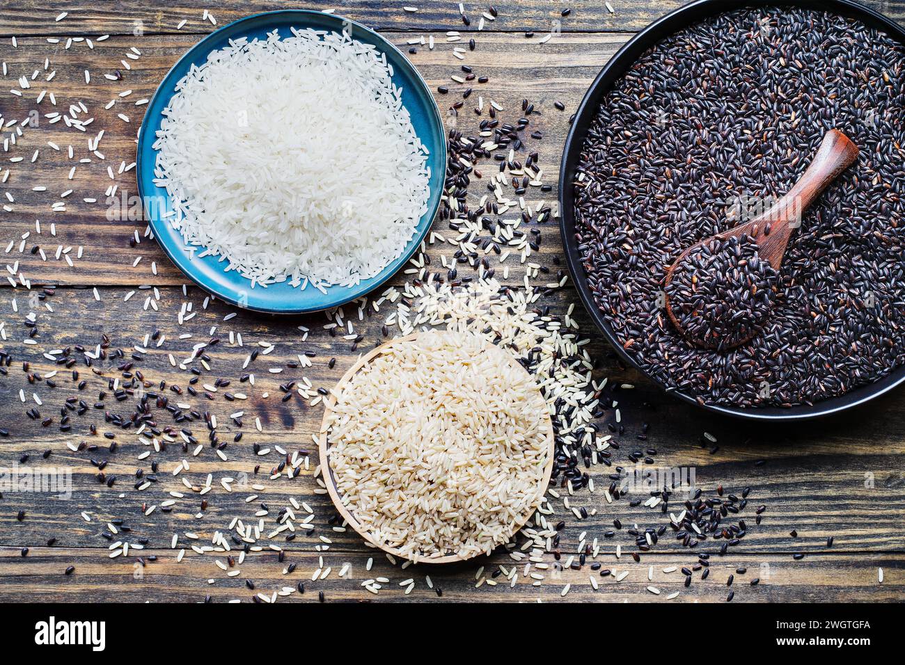 Philippine heirloom balatinaw black rice hi-res stock photography and ...