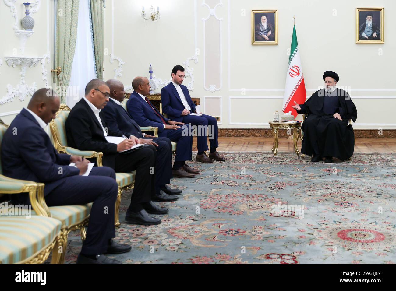 Iranian President Ibrahim Raisi meets with Acting Sudanese Foreign ...