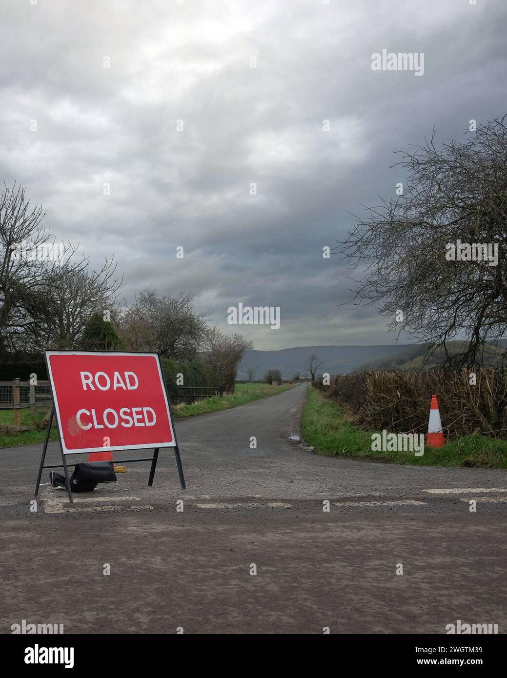 February 2024 - Road closure signs in Rural Somerset, UK Stock Photo ...