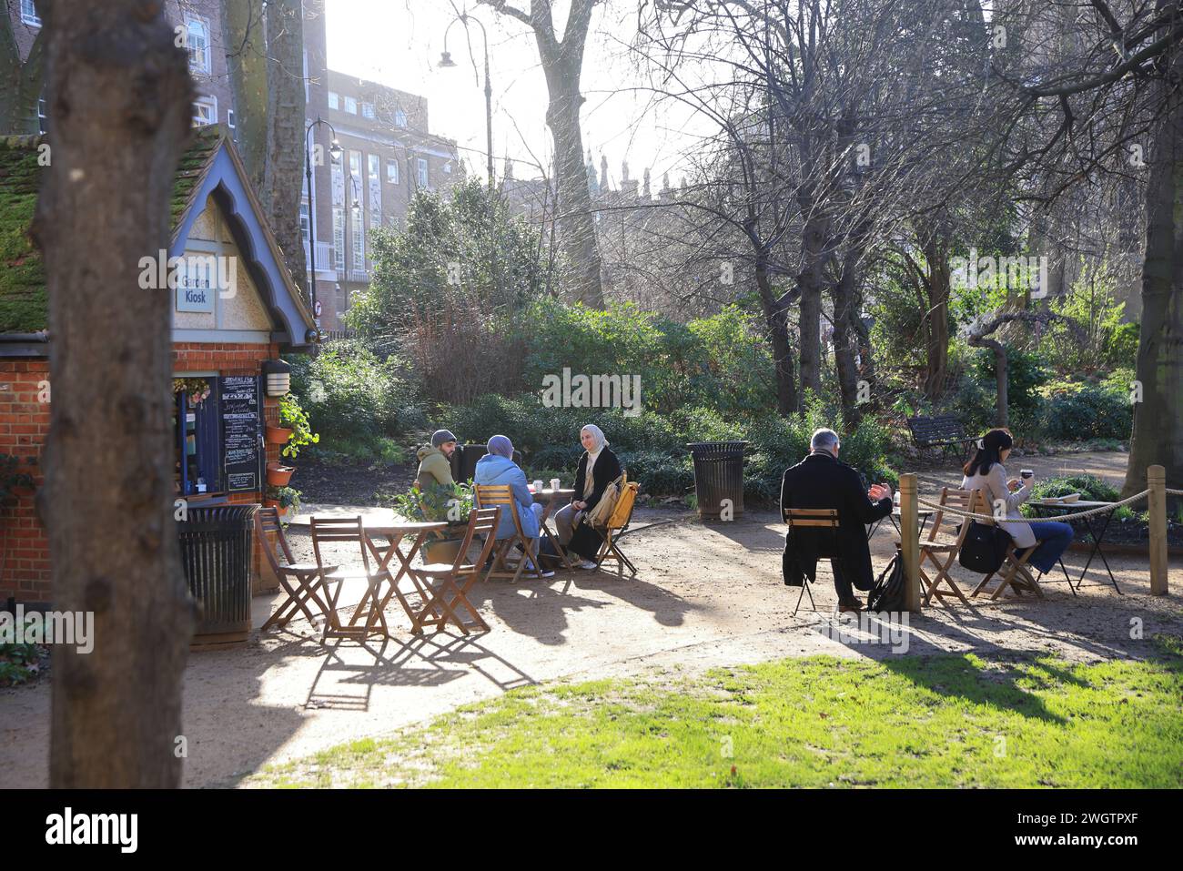 Winter sunshine on Gordon Square, a public park in Bloomsbury, London ...
