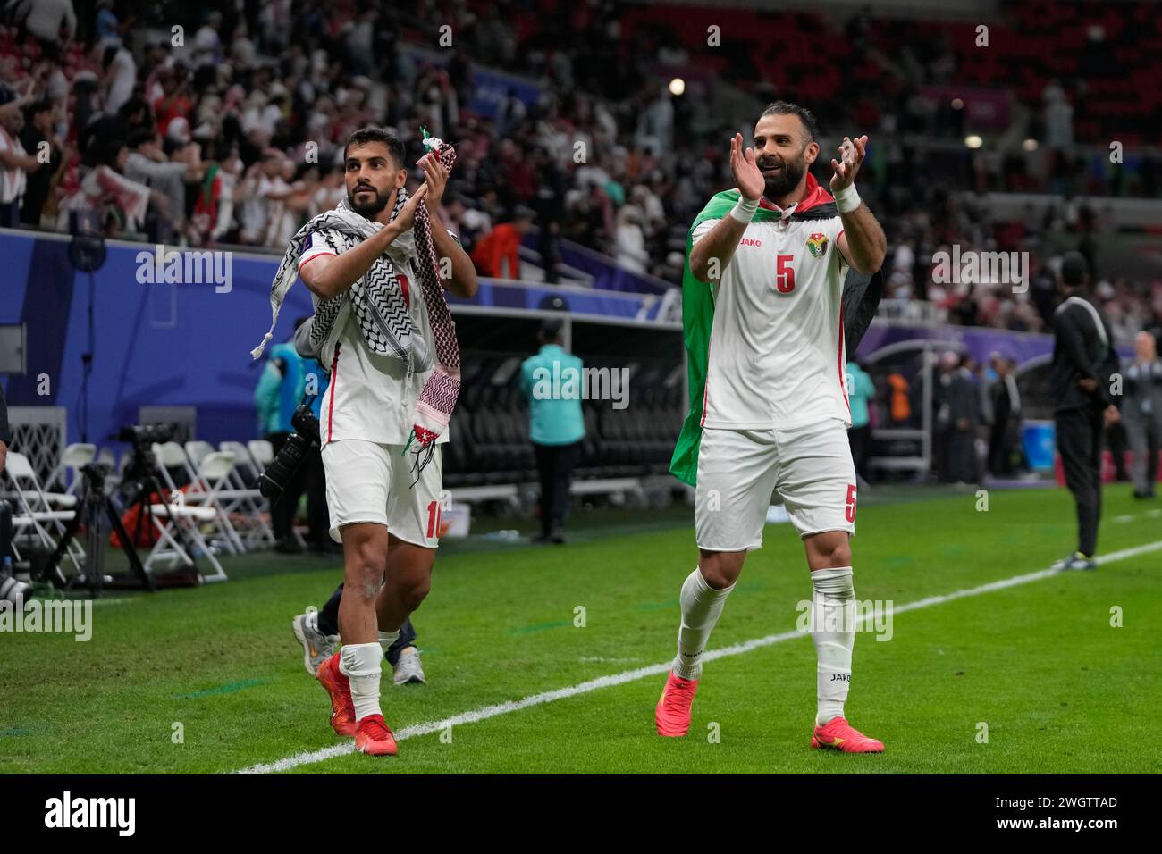 Jordan's Yazan Alarab, right, along with Jordan's Mousa Altamari ...