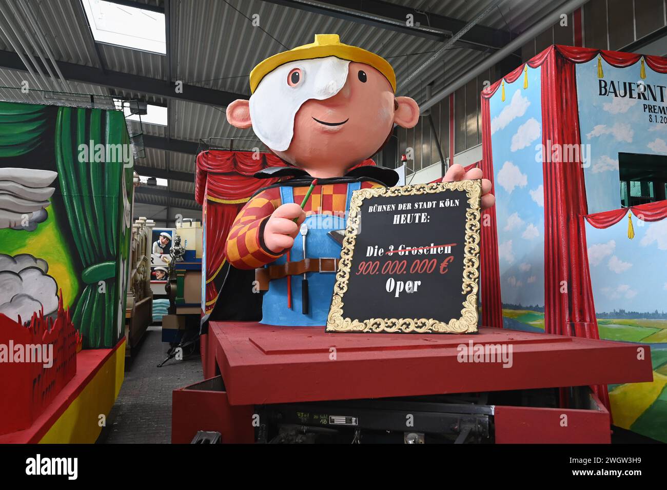 Cologne, Germany. 06th Feb, 2024. An Opera Cologne motif float stands ...