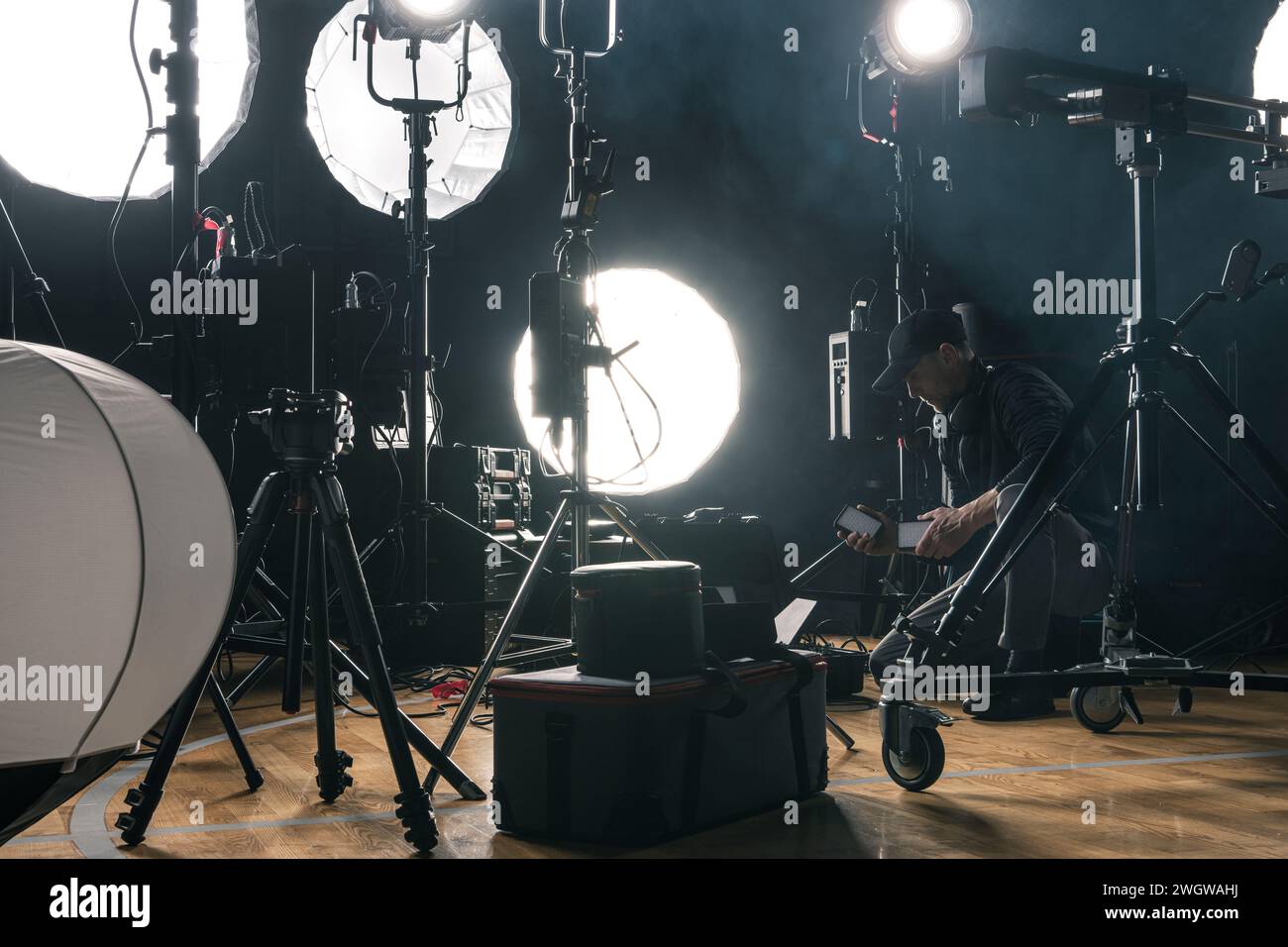 Professional broadcast studio lighting hi-res stock photography and ...