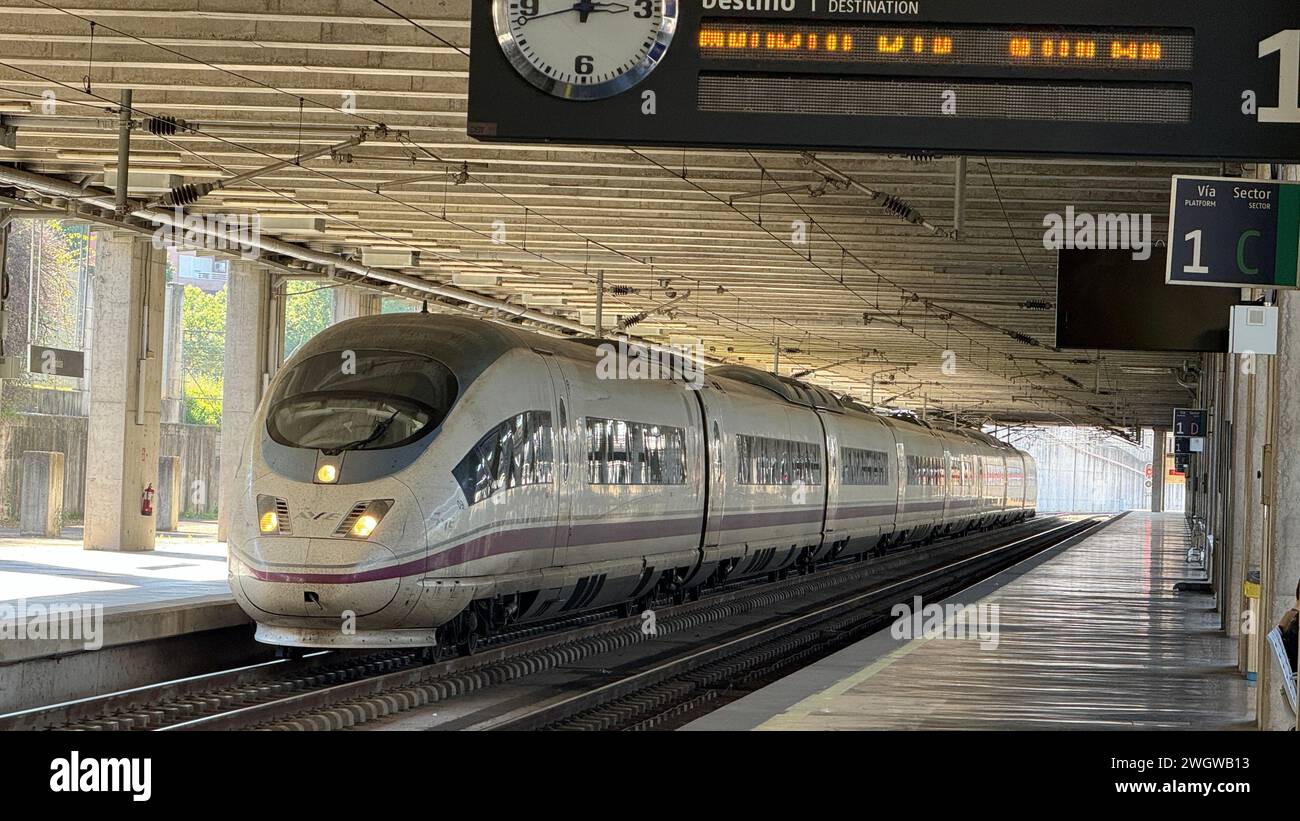 High speed train station in Cordoba Stock Photo - Alamy