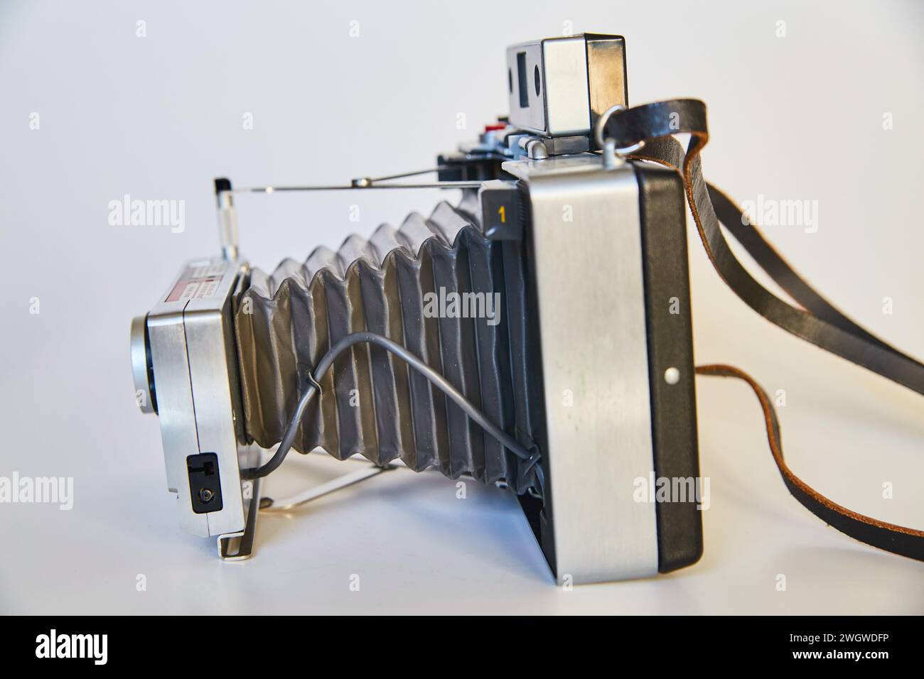 Vintage Bellows Camera Profile on White Background Stock Photo - Alamy