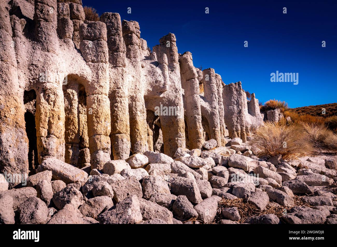 Crowley lake hi-res stock photography and images - Alamy